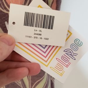 LuLaRoe | Tops | Lularoe Liv Xl Nwt | Poshmark